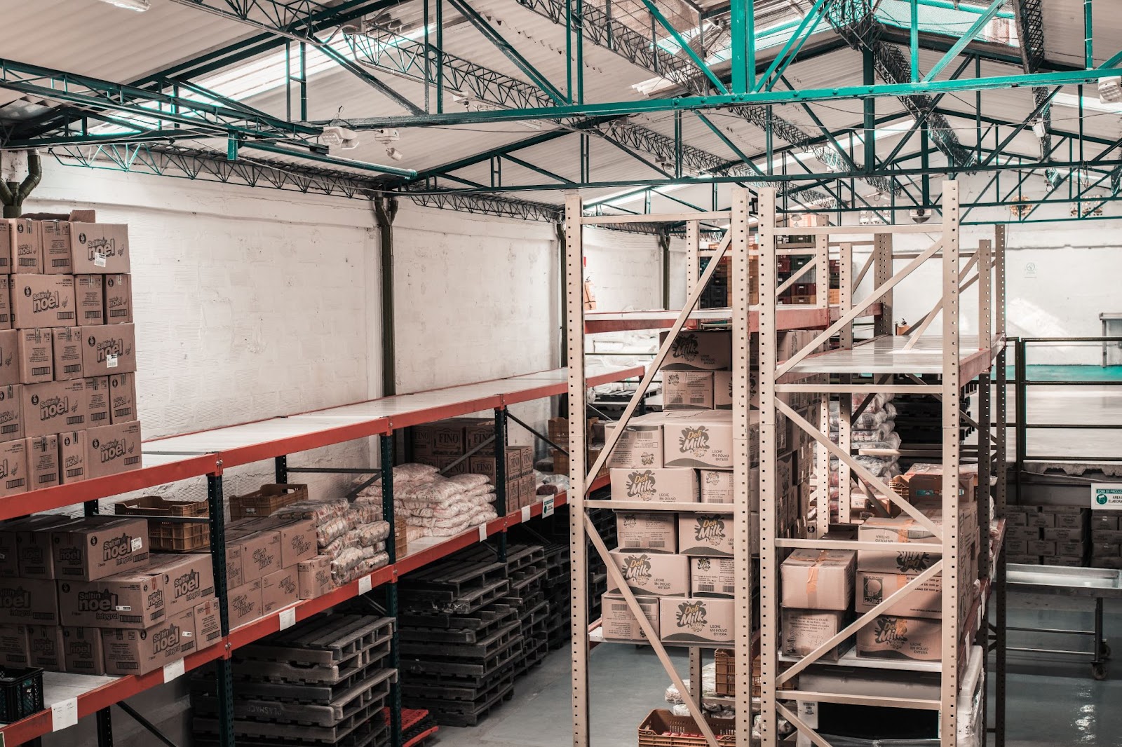 Jenis Sistem Racking Gudang, Spesifikasi, Hingga Manfaatnya - Ginee